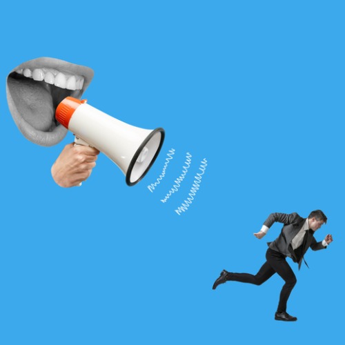 Afinal, o que é propaganda enganosa?